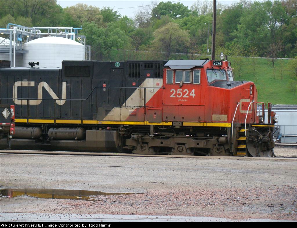CN 2524